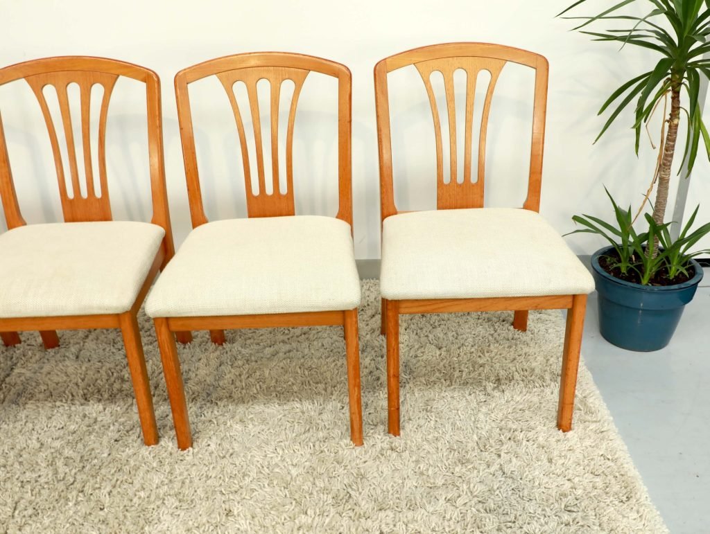 Parker furniture dining chairs